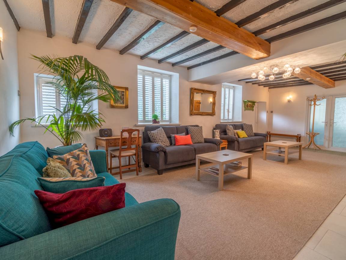 149 M² House ∙ 3 Bedrooms ∙ 6 Guests - Nottingham