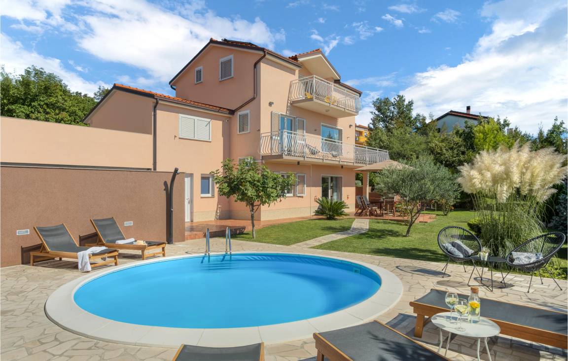 141 M² Ferienhaus ∙ 3 Schlafzimmer ∙ 9 Gäste - Krk