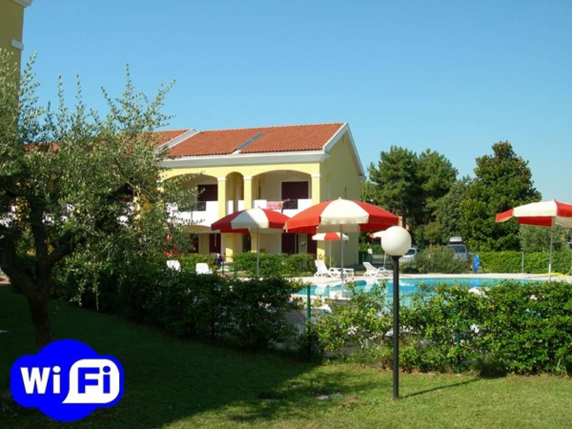 100 M² Villa ∙ 4 Bedrooms ∙ 10 Guests - Lignano Sabbiadoro