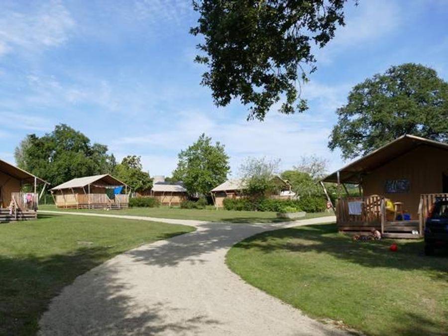 Tente ∙ 1 Chambre ∙ 2 Personnes - Mayenne
