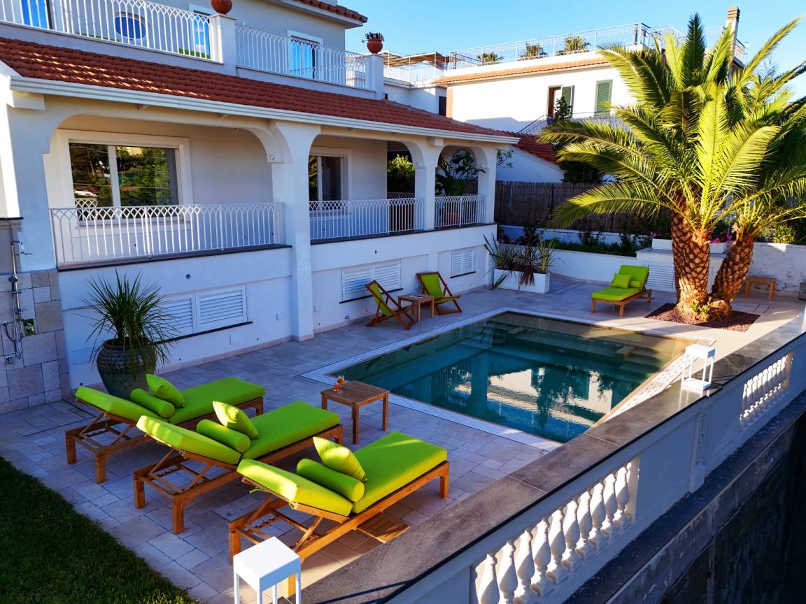 300 M² Villa ∙ 5 Chambres ∙ 17 Personnes - Massa Lubrense