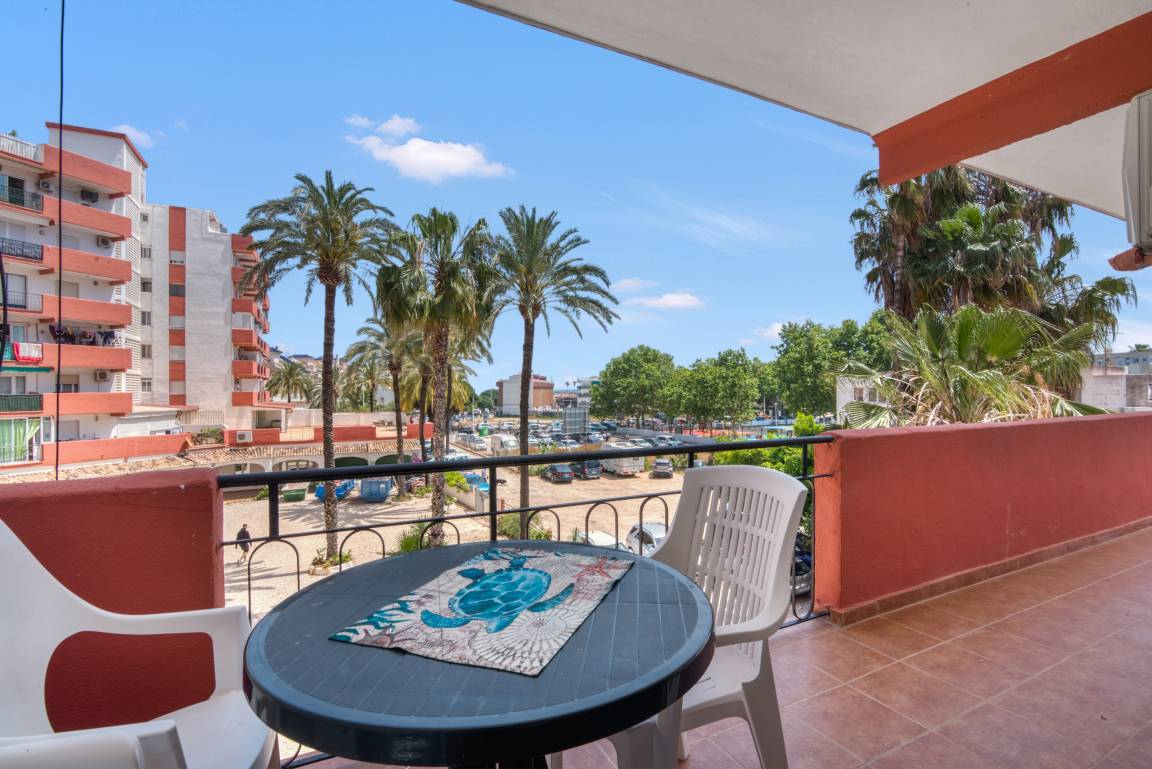 75 M² Apartamento ∙ 2 Habitaciones ∙ 5 Huéspedes - Jávea