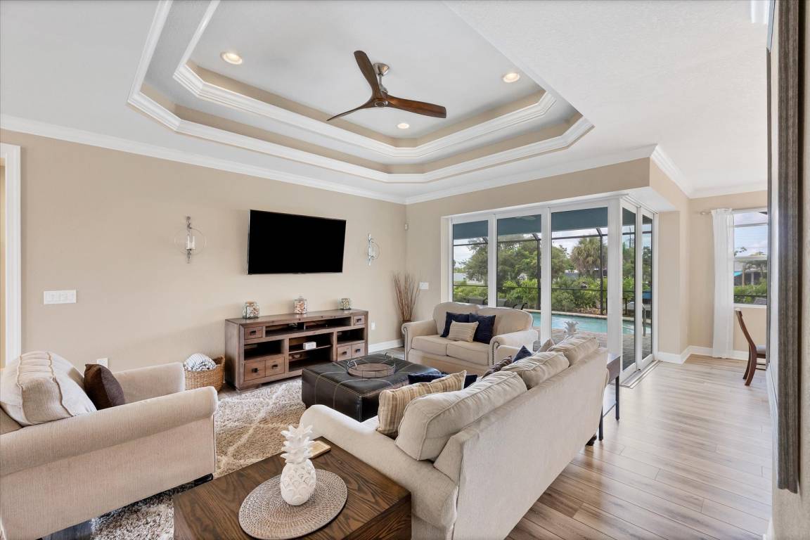 218 M² House ∙ 5 Bedrooms ∙ 10 Guests - Englewood, FL