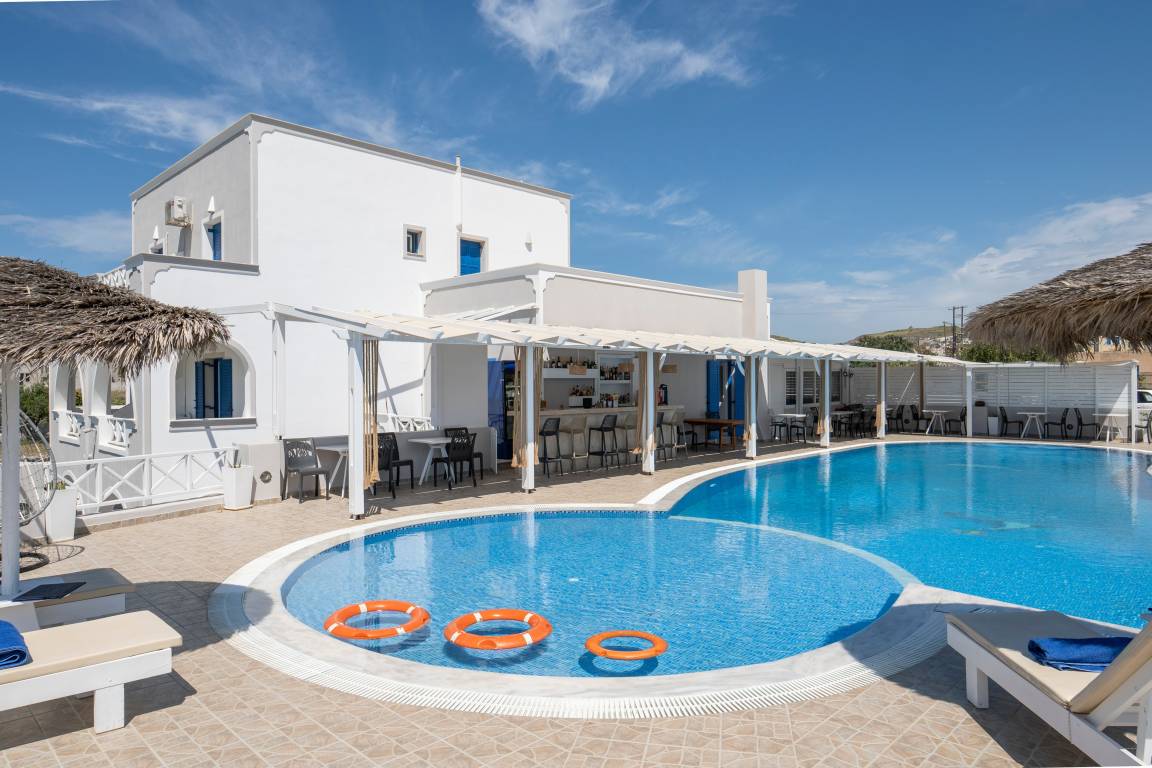 60 M² Bed And Breakfast ∙ 2 Bedrooms ∙ 5 Guests - Santorini