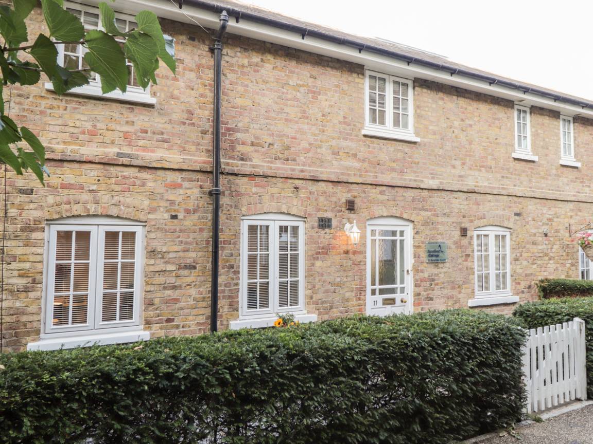 Cottage ∙ 2 Bedrooms ∙ 4 Guests - Whitstable