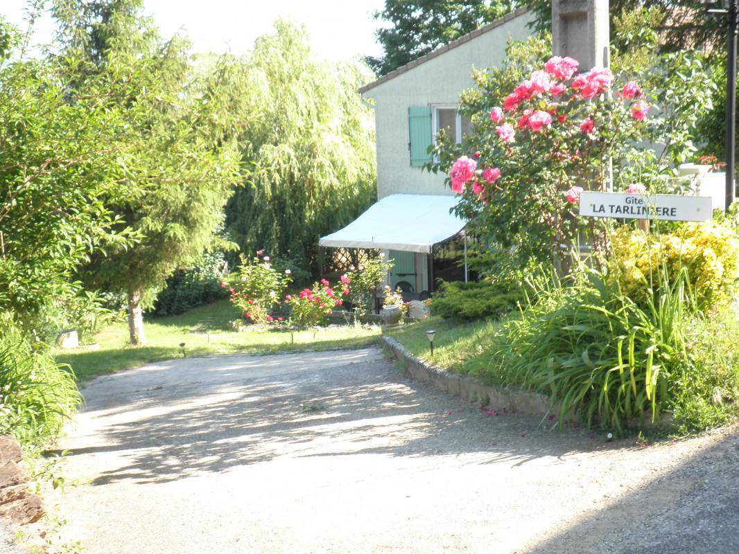 63 M² Gîte ∙ 2 Chambres ∙ 5 Personnes - Drôme