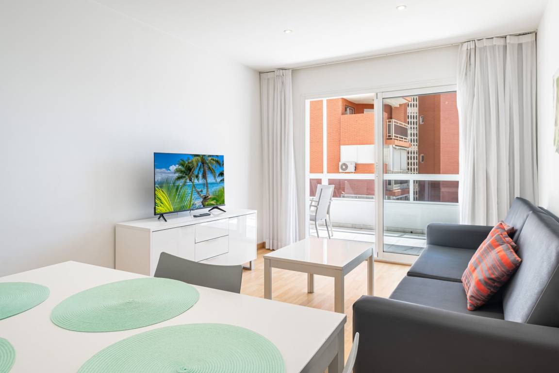80 M² Apartament ∙ 2 Sypialnie ∙ 5 Gości - Benidorm