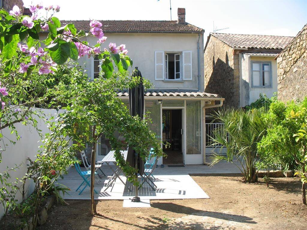 90 M² Huis ∙ 3 Slaapkamers ∙ 7 Gasten - Corsica