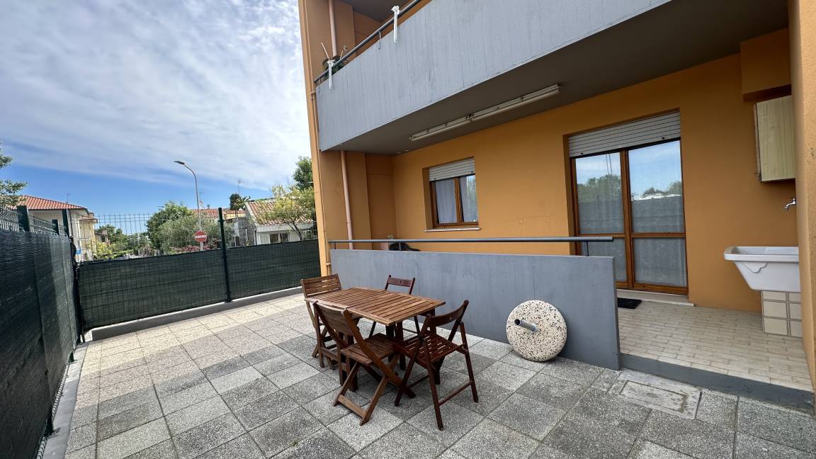 65 M² Appartamento Vacanza ∙ 2 Camere Da Letto ∙ 4 Ospiti - Senigallia