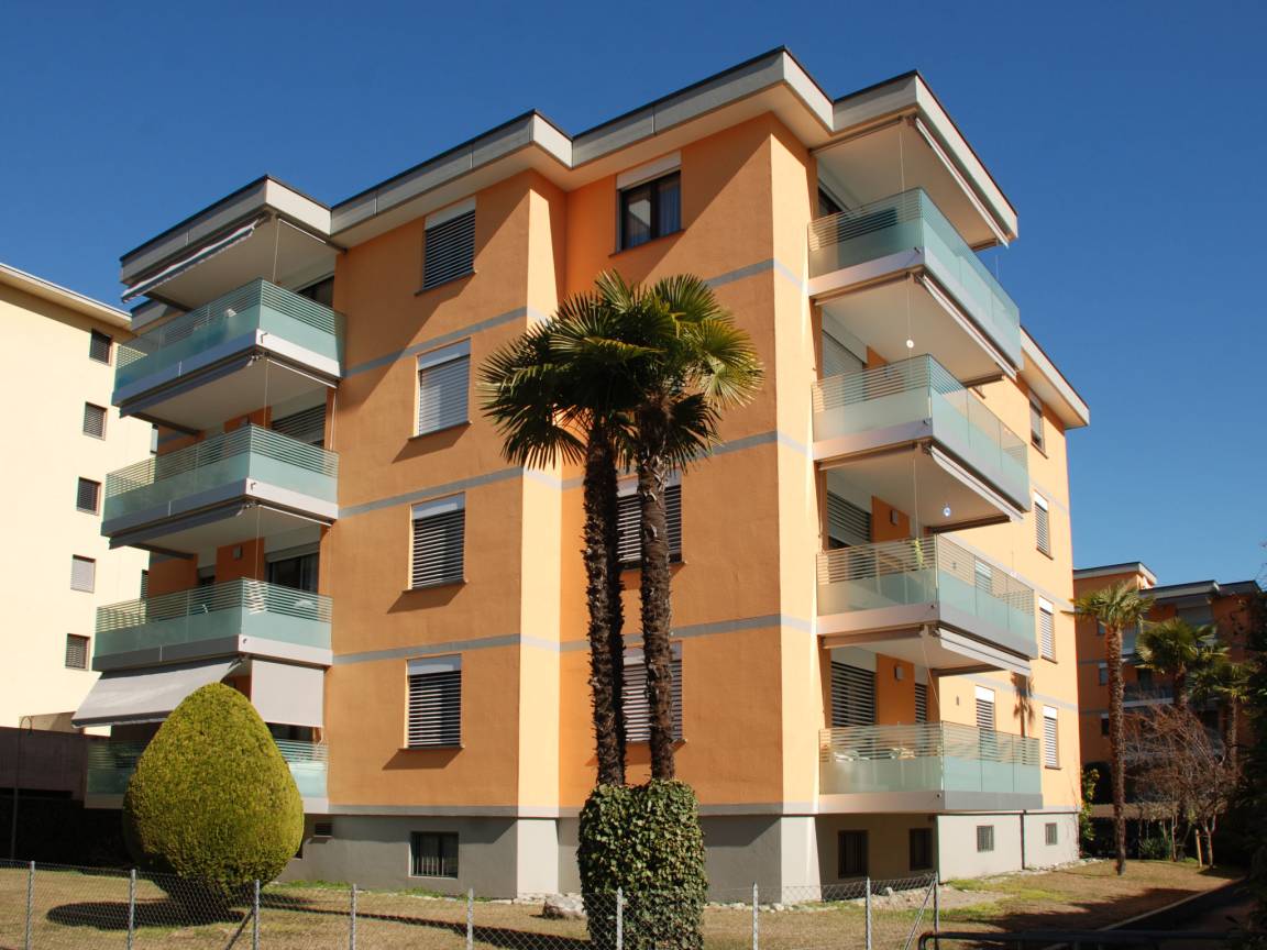 78 M² Apartment ∙ 2 Bedrooms ∙ 4 Guests - Locarno
