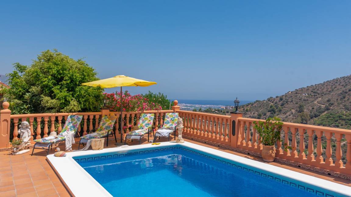 85 M² Ferienhaus ∙ 3 Schlafzimmer ∙ 6 Gäste - Torrox
