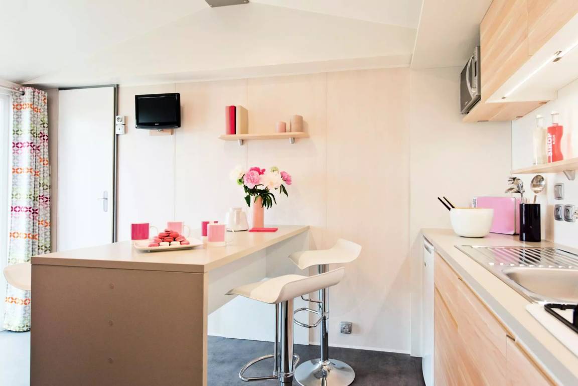 33 M² Caravan ∙ 2 Bedrooms ∙ 4 Guests - Sommières