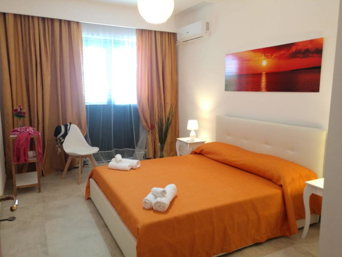 100 M² Apartment ∙ 3 Bedrooms ∙ 10 Guests - Santa Cesarea Terme