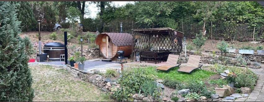 90 M² Ferienhaus ∙ 3 Schlafzimmer ∙ 6 Gäste - Plauen