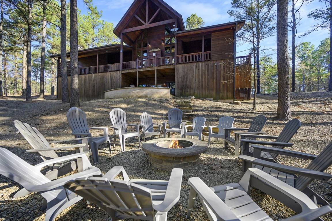 Cabin ∙ 6 Bedrooms ∙ 22 Guests - Oklahoma