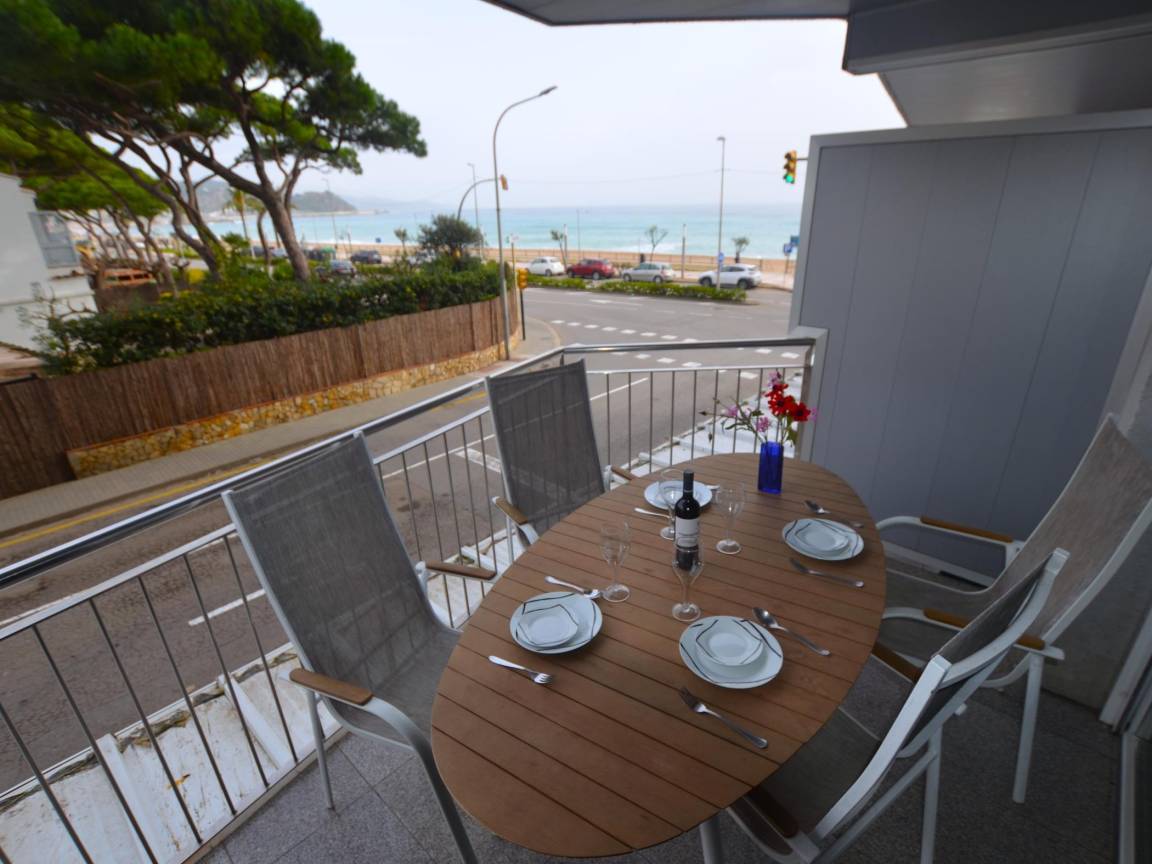 90 M² Appartement ∙ 3 Chambres ∙ 5 Personnes - Blanes