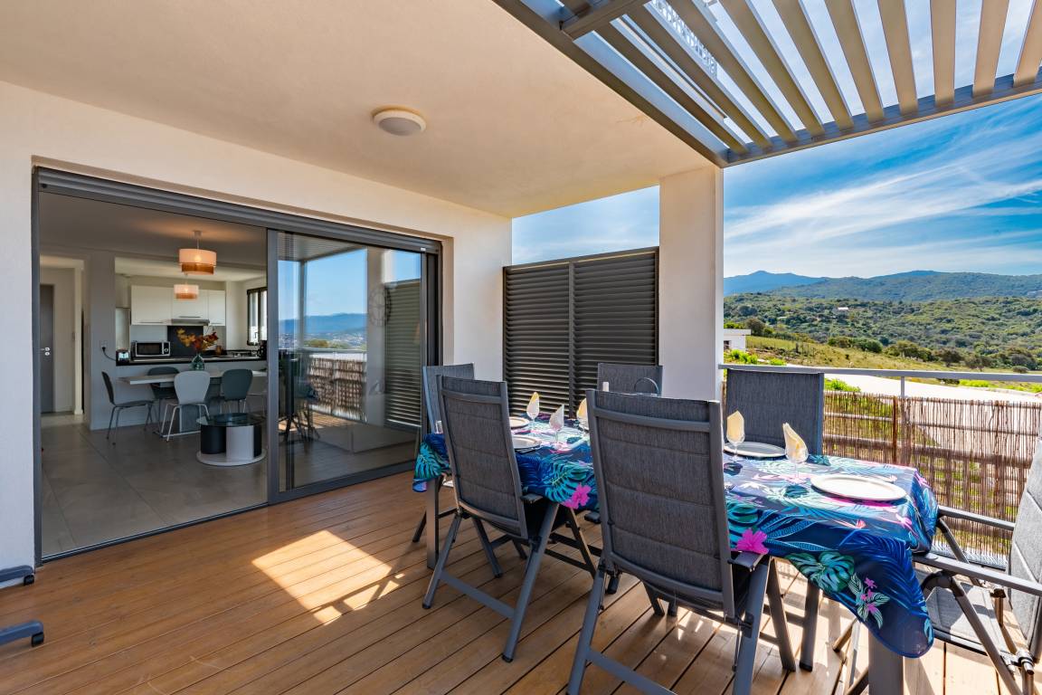 64 M² Appartement ∙ 2 Chambres ∙ 6 Personnes - Plage de Porticcio
