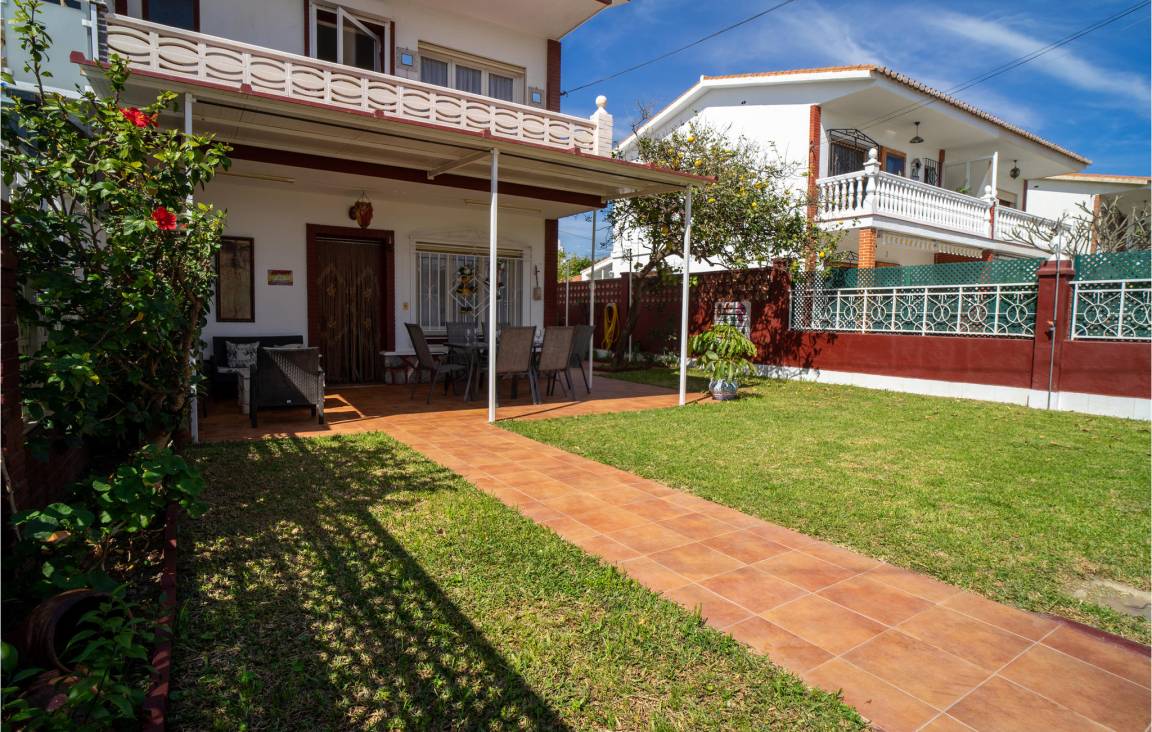 110 M² Maisonette ∙ 4 Bedrooms ∙ 6 Guests - Rincón de la Victoria