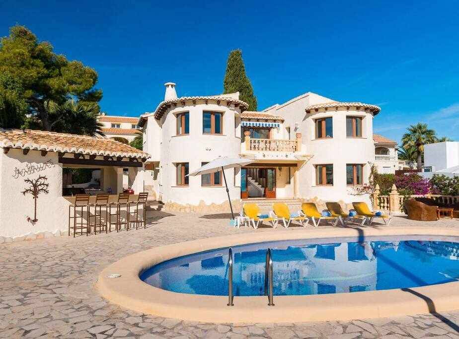 200 M² Huis ∙ 5 Slaapkamers ∙ 10 Gasten - Moraira