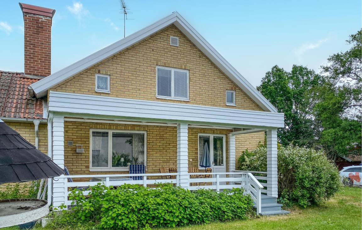 180 M² Ferienhaus ∙ 4 Schlafzimmer ∙ 8 Gäste - Vetlanda