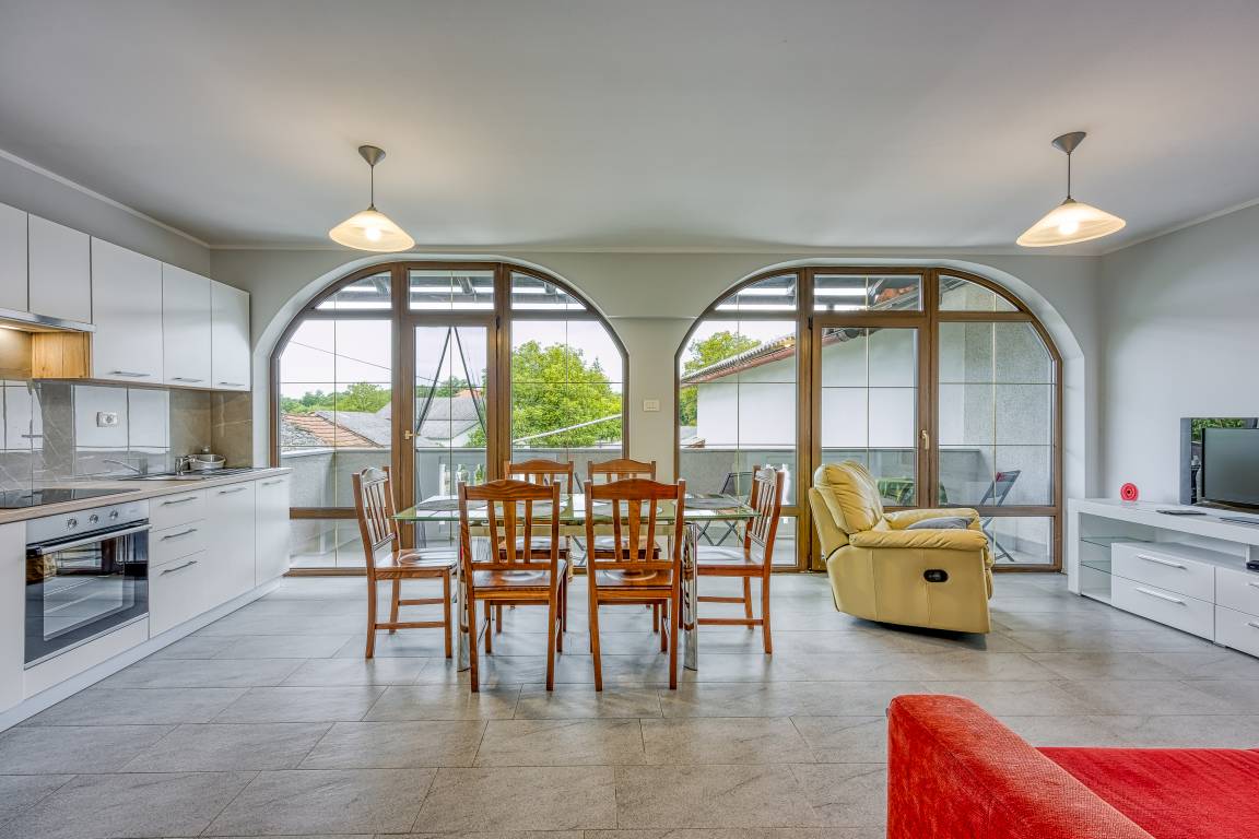 55 M² Apartment ∙ 2 Bedrooms ∙ 5 Guests - Štanjel