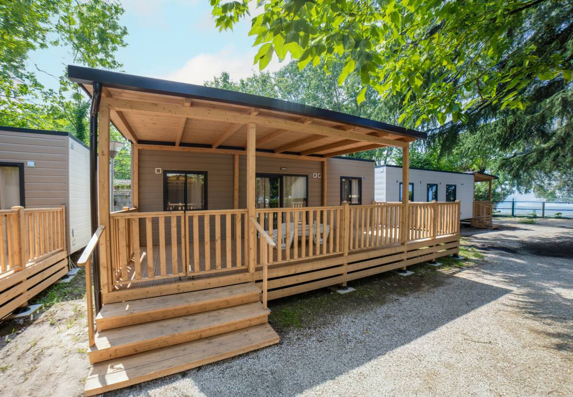 33 M² Bungalow ∙ 3 Habitaciones ∙ 6 Huéspedes - Lazise, VR
