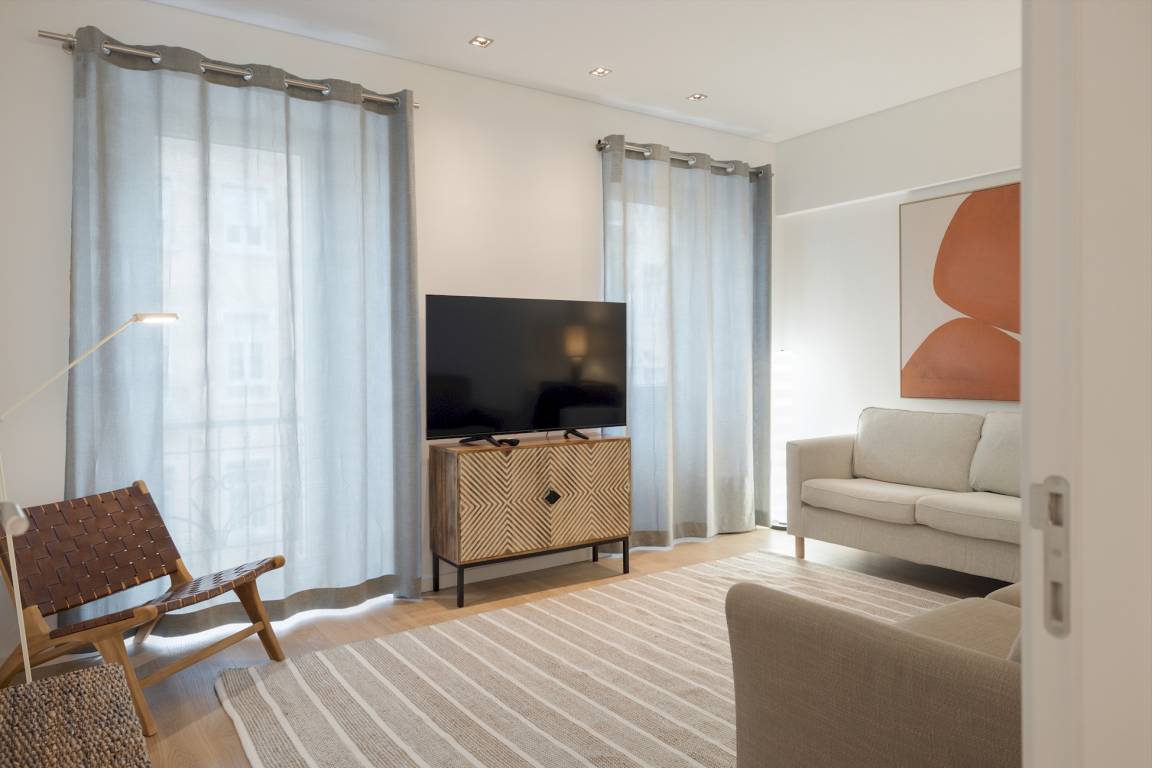 88 M² Apartamento ∙ 3 Quartos ∙ 6 Hóspedes - Loures