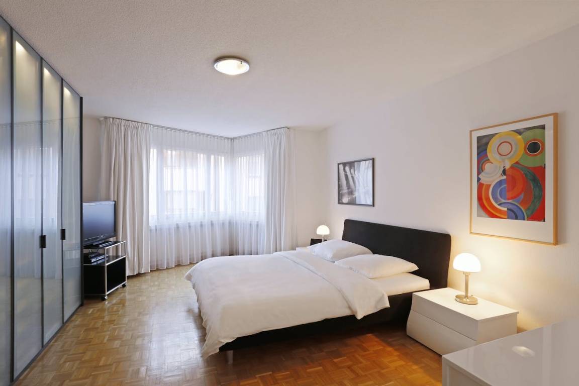 110 M² Apartment ∙ 2 Bedrooms ∙ 6 Guests - Zurich main station