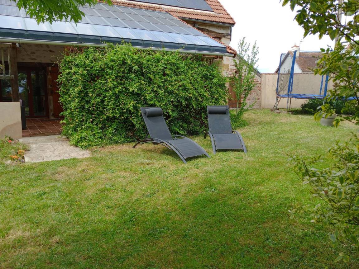 84 M² Gîte ∙ 3 Chambres ∙ 6 Personnes - Montmarault