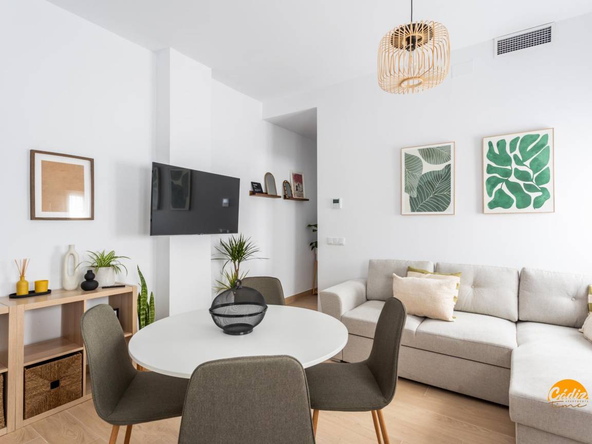 48 M² Ferienwohnung ∙ 2 Schlafzimmer ∙ 5 Gäste - Cadix