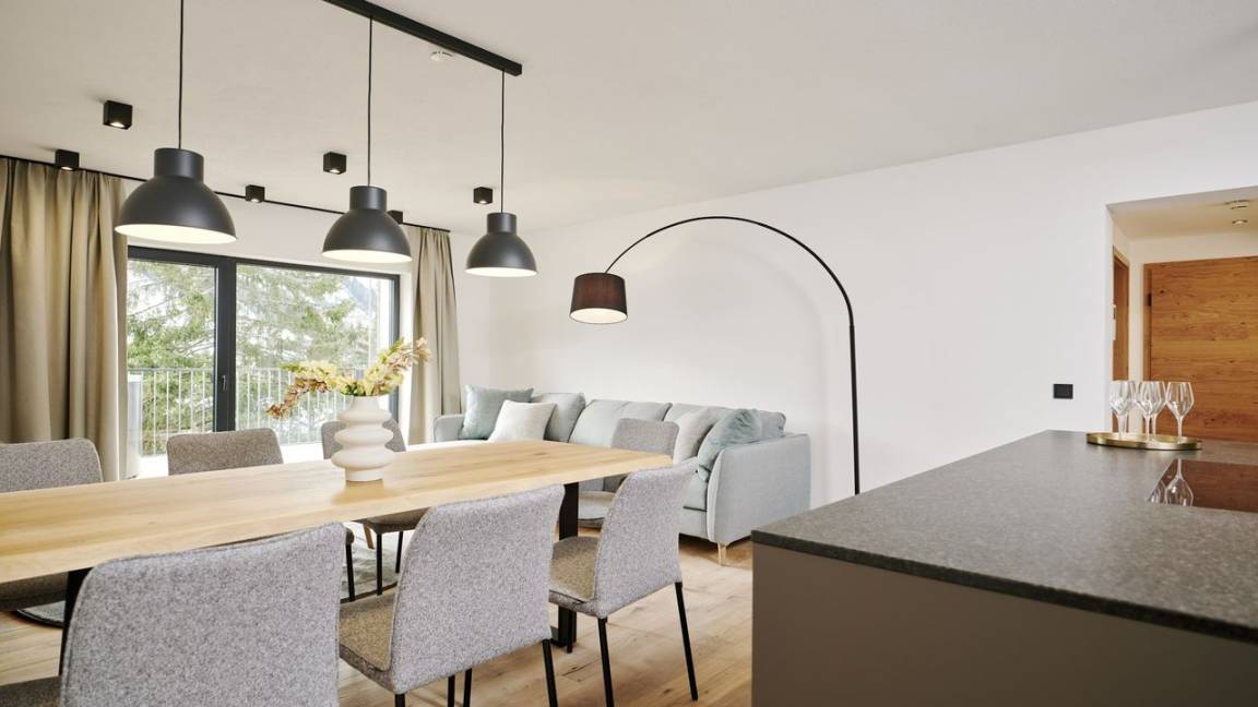 126 M² Ferienwohnung ∙ 3 Schlafzimmer ∙ 7 Gäste - Reutte
