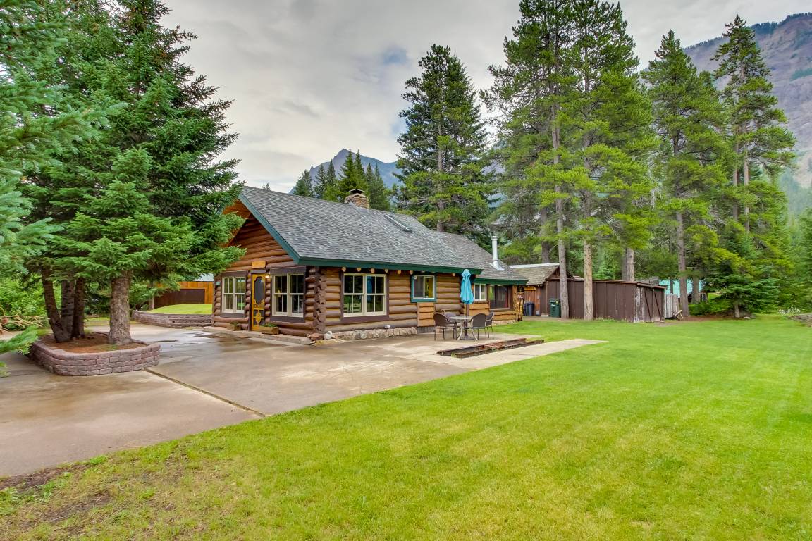 130 M² House ∙ 1 Bedroom ∙ 6 Guests - Cooke City-Silver Gate, MT