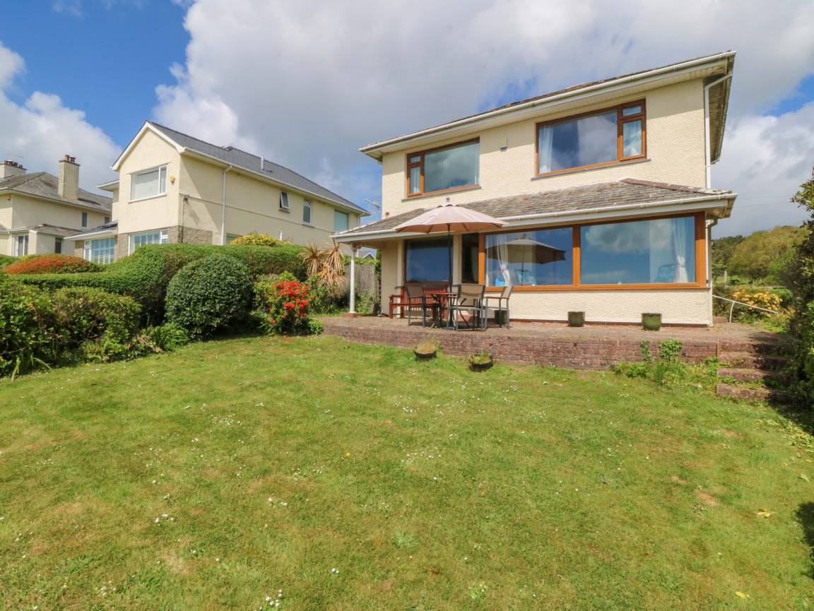 Cottage ∙ 4 Bedrooms ∙ 7 Guests - Criccieth