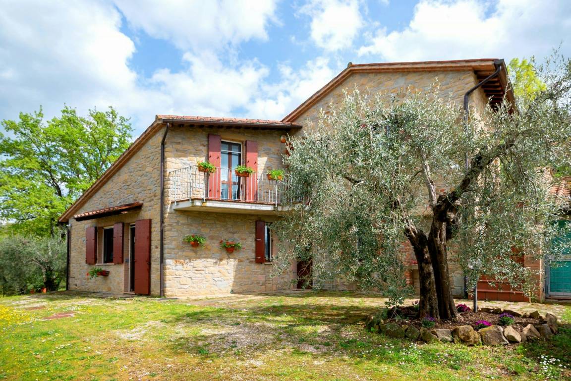 100 M² House ∙ 2 Bedrooms ∙ 5 Guests - Passignano sul Trasimeno
