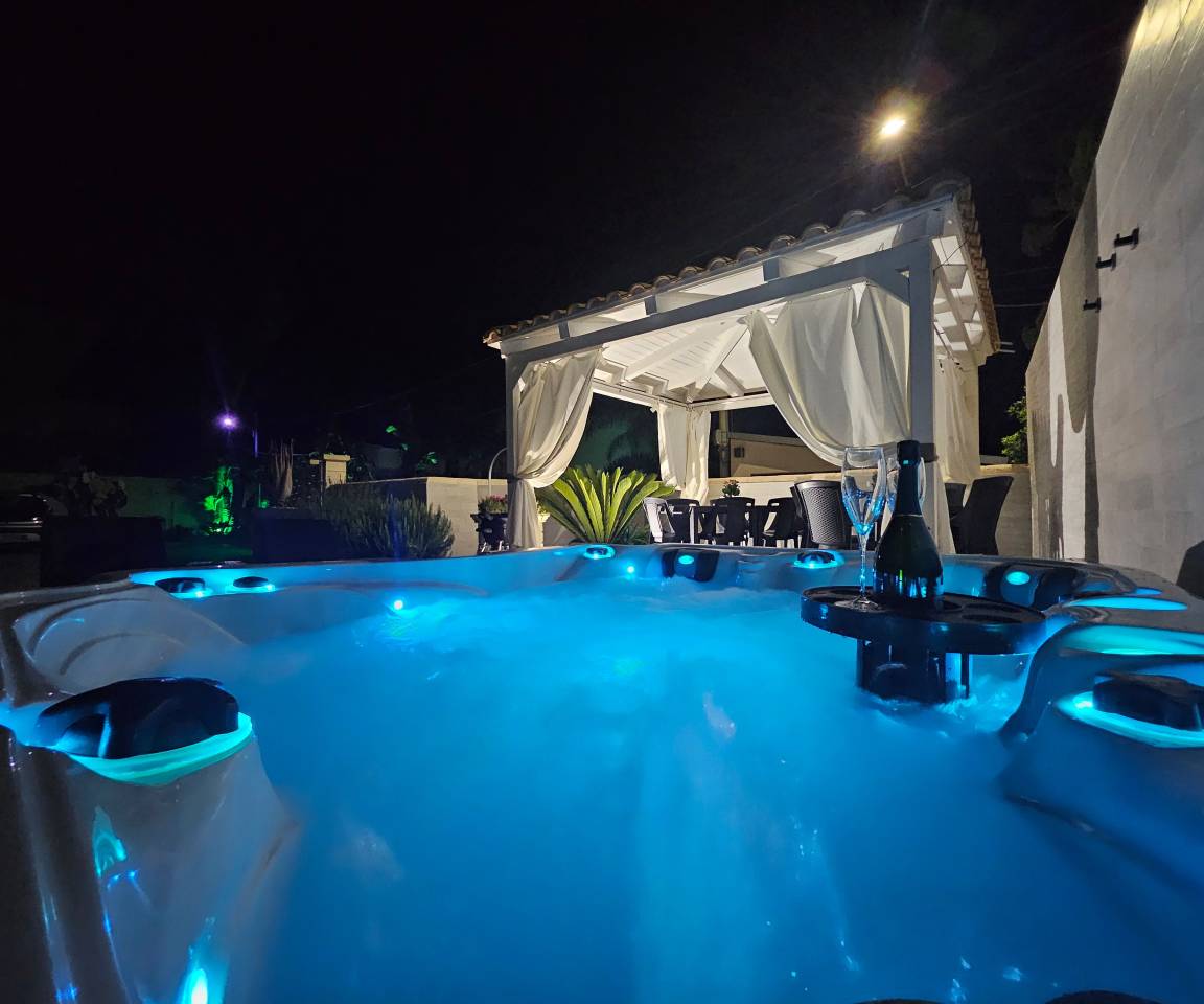 200 M² Villa Vacanza ∙ 5 Camere Da Letto ∙ 13 Ospiti - Avola