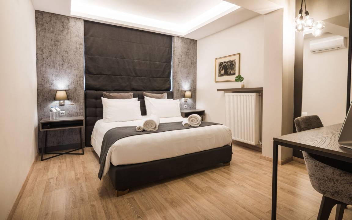 Villa ∙ 2 Bedrooms ∙ 6 Guests - Athens