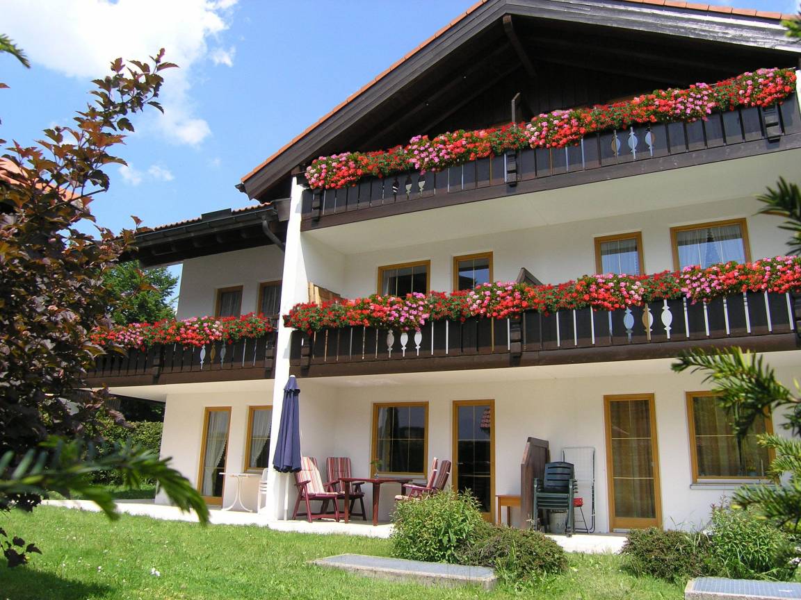 47 M² Ferienwohnung ∙ 1 Schlafzimmer ∙ 3 Gäste - Oberstaufen