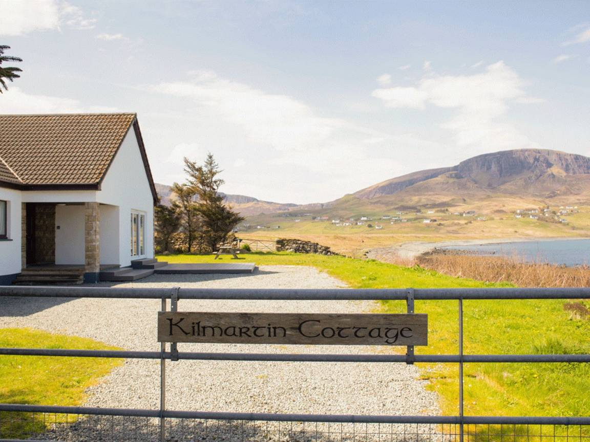 148 M² House ∙ 3 Bedrooms ∙ 6 Guests - Skye