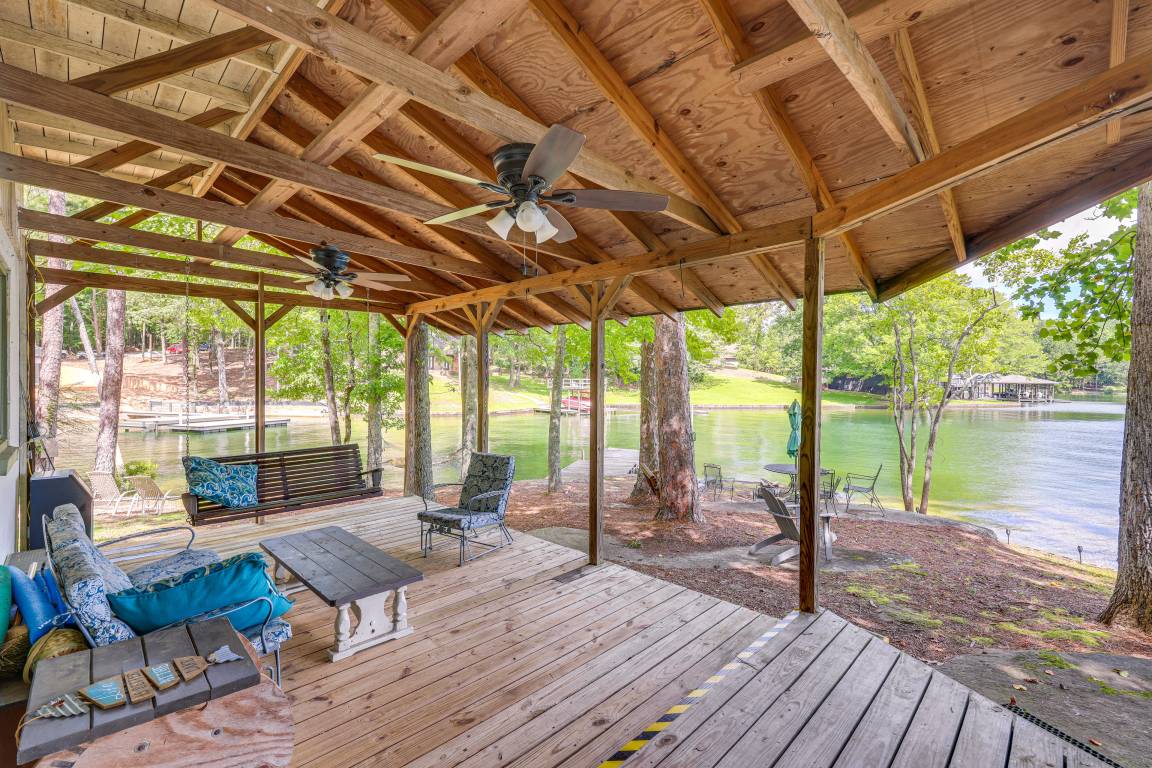 92 M² House ∙ 2 Bedrooms ∙ 6 Guests - Lake Martin, Dadeville