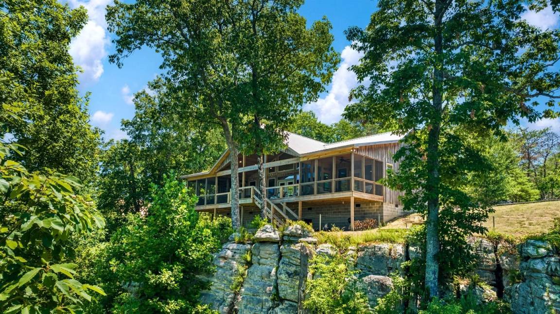 House ∙ 2 Bedrooms ∙ 6 Guests - Mentone, AL
