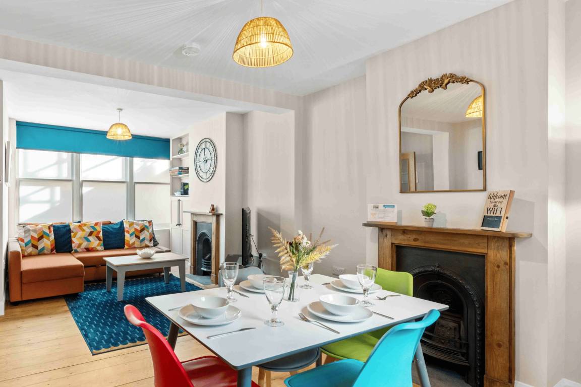 76 M² Ferienhaus ∙ 2 Schlafzimmer ∙ 6 Gäste - Brighton