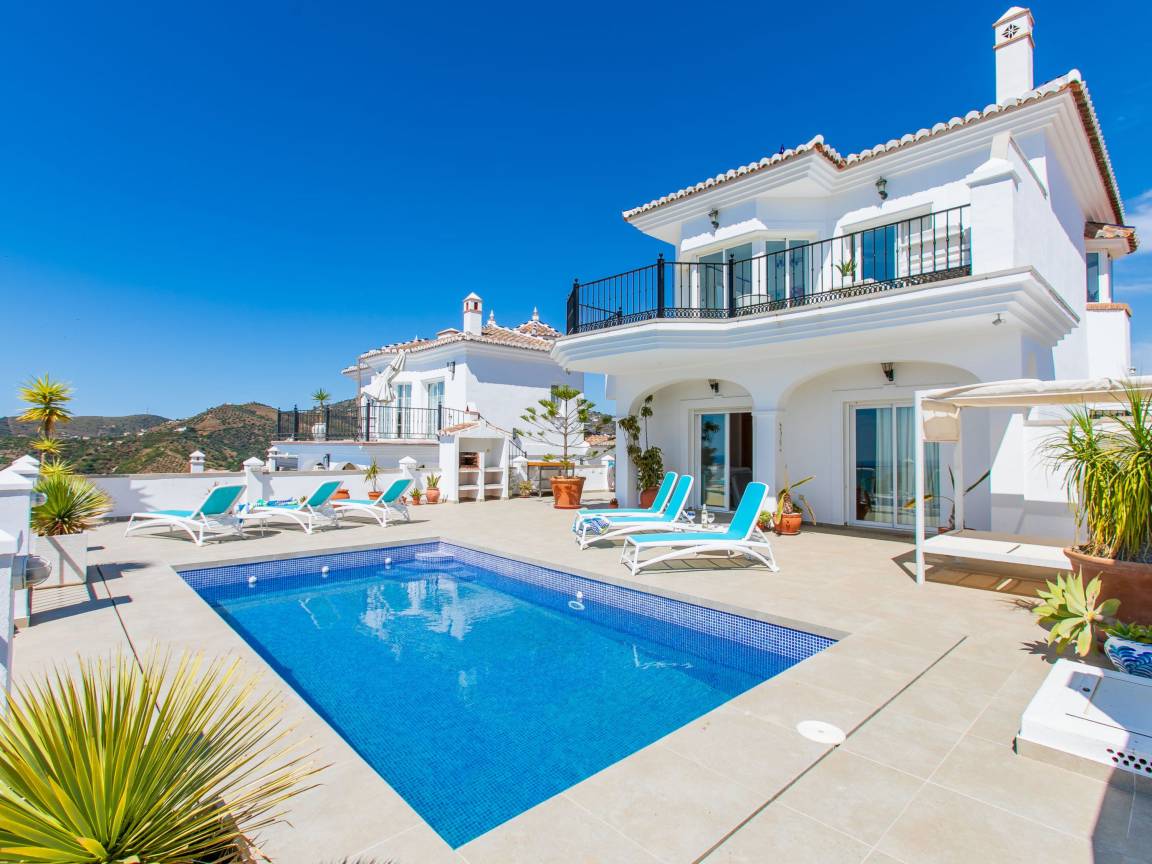 200 M² Villa ∙ 1 Bedroom ∙ 8 Guests - Cómpeta