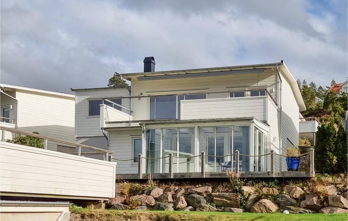 140 M² Ferienhaus ∙ 3 Schlafzimmer ∙ 6 Gäste - Uddevalla