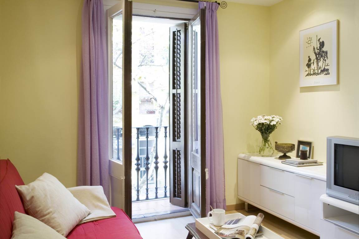 50 M² Apartamento ∙ 2 Habitaciones ∙ 3 Huéspedes - Esplugues de Llobregat