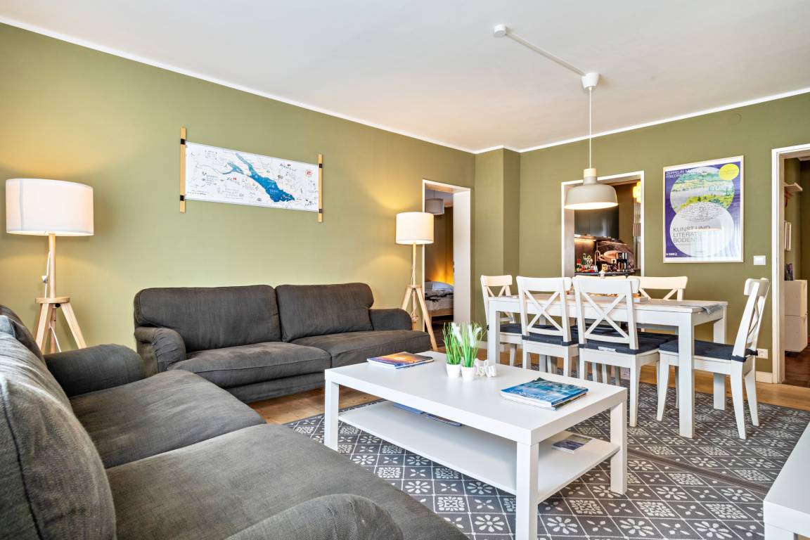 70 M² Apartment ∙ 2 Bedrooms ∙ 5 Guests - Friedrichshafen