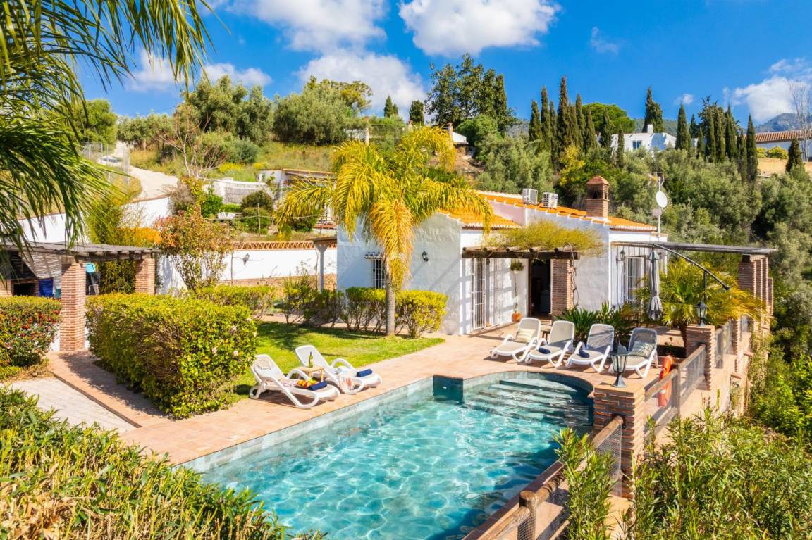 205 M² Villa ∙ 3 Bedrooms ∙ 6 Guests - Frigiliana