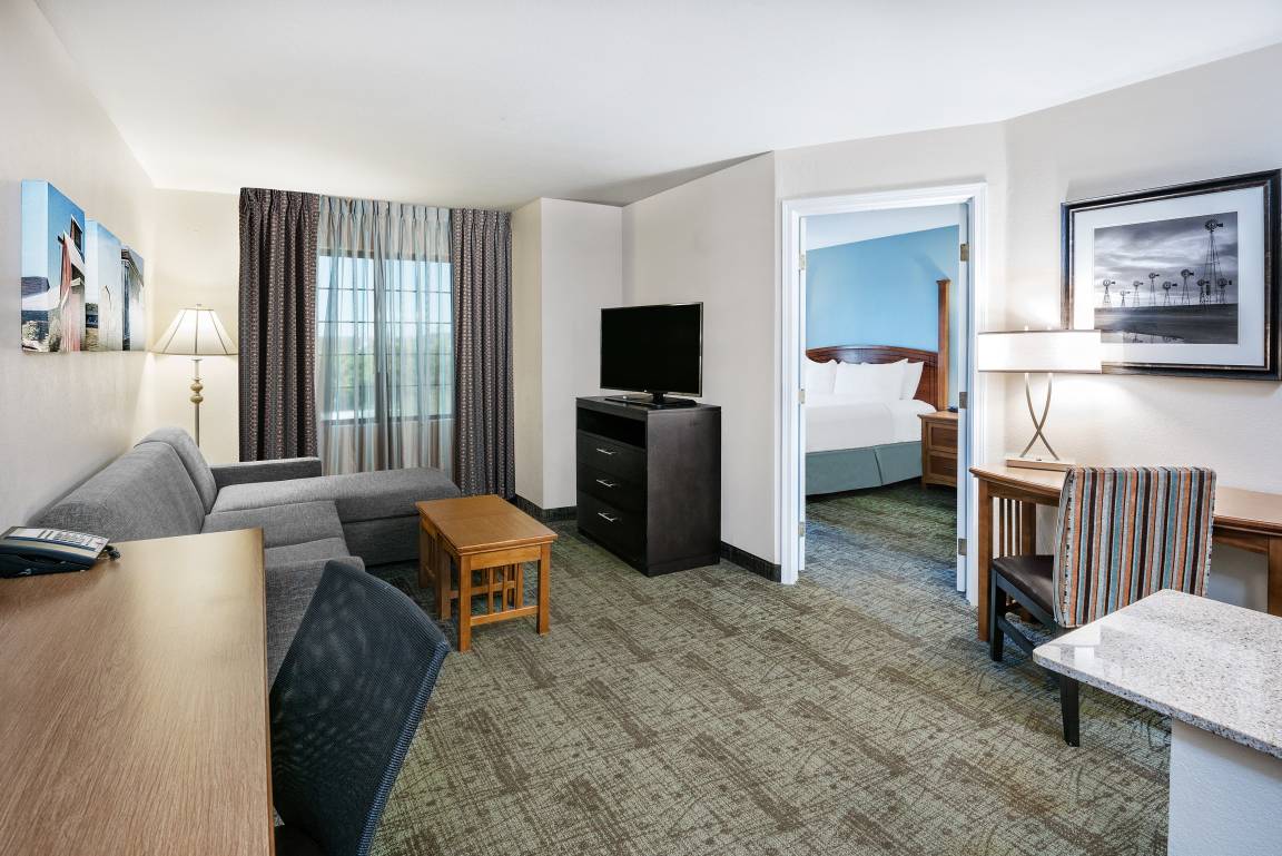 Condo ∙ 1 Bedroom ∙ 4 Guests - Austin
