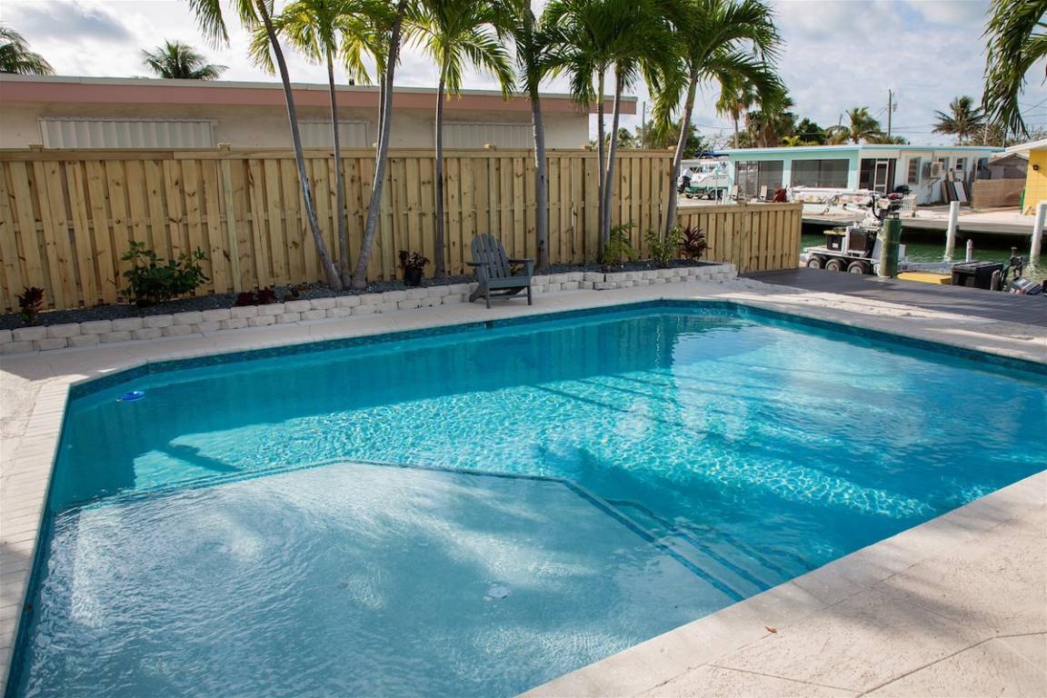 113 M² House ∙ 4 Bedrooms ∙ 10 Guests - Key Colony Beach, FL
