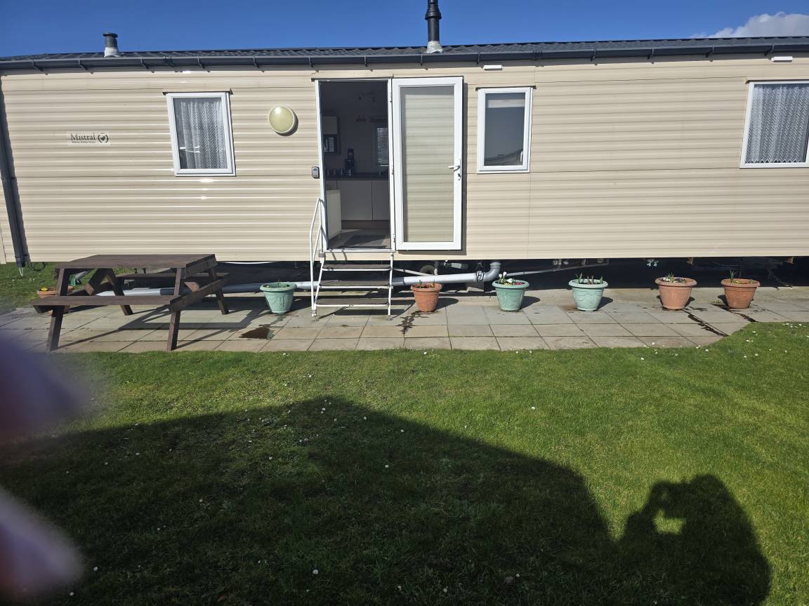 Holiday Park ∙ 2 Bedrooms ∙ 6 Guests - Porthcawl