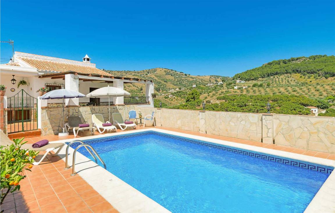 70 M² Villa ∙ 2 Bedrooms ∙ 4 Guests - Frigiliana